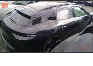 Melns Porsche Taycan 2023 Klaipėda, ar dzinēja tilpumu 0.00 L un nobraukumu 41 tūkst. km par 49950 €, foto 4 vietnē AUTOMOTO.COM.LV