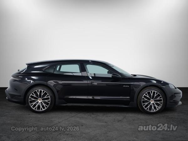 Melns Porsche Taycan 2024 Tallina, ar dzinēja tilpumu 0.00 L un nobraukumu 20 tūkst. km par 95000 €, foto 4 vietnē AUTOMOTO.COM.LV