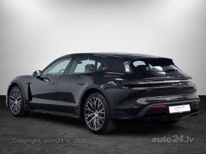 Melns Porsche Taycan 2024 Tallina, ar dzinēja tilpumu 0.00 L un nobraukumu 20 tūkst. km par 95000 €, foto 5 vietnē AUTOMOTO.COM.LV