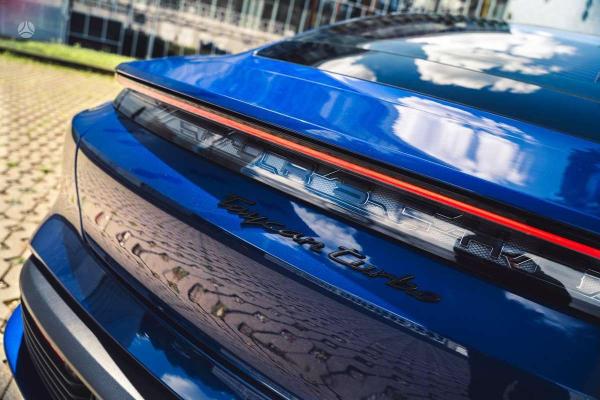 Zils Porsche Taycan 2020 Viļņa, ar dzinēja tilpumu 0.00 L un nobraukumu 51 tūkst. km par 63000 €, foto 8 vietnē AUTOMOTO.COM.LV