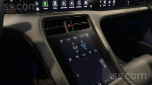 Zils Porsche Taycan 2023 Rīga, ar dzinēja tilpumu 0.00 L un nobraukumu 55 tūkst. km par 69990 €, foto 34 vietnē AUTOMOTO.COM.LV