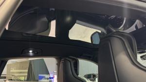 Zils Porsche Taycan 2023 Rīga, ar dzinēja tilpumu 0.00 L un nobraukumu 55 tūkst. km par 69990 €, foto 18 vietnē AUTOMOTO.COM.LV