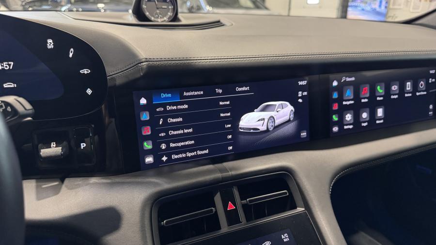 Zils Porsche Taycan 2023 Rīga, ar dzinēja tilpumu 0.00 L un nobraukumu 55 tūkst. km par 69990 €, foto 36 vietnē AUTOMOTO.COM.LV