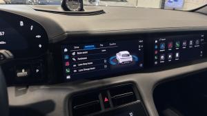 Zils Porsche Taycan 2023 Rīga, ar dzinēja tilpumu 0.00 L un nobraukumu 55 tūkst. km par 69990 €, foto 37 vietnē AUTOMOTO.COM.LV