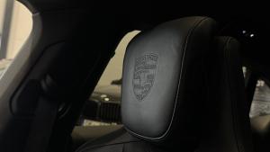 Zils Porsche Taycan 2023 Rīga, ar dzinēja tilpumu 0.00 L un nobraukumu 55 tūkst. km par 69990 €, foto 39 vietnē AUTOMOTO.COM.LV