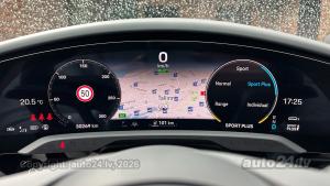 Синий Порше Тайкан 2022 в Таллин, объемом двигателя 0.00 л и пробегом 30 тыс. км за 84900 €, фото 18 на AUTOMOTO.COM.LV