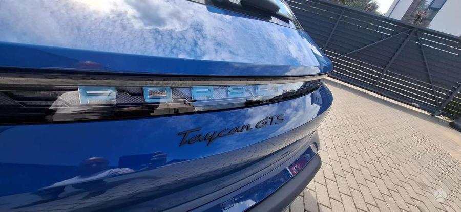 Zils Porsche Taycan 2024 Viļņa, ar dzinēja tilpumu 0.00 L un nobraukumu 16 tūkst. km par 66550 €, foto 13 vietnē AUTOMOTO.COM.LV