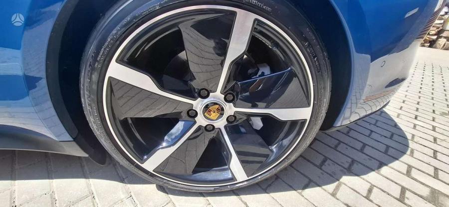 Zils Porsche Taycan 2024 Viļņa, ar dzinēja tilpumu 0.00 L un nobraukumu 16 tūkst. km par 66550 €, foto 16 vietnē AUTOMOTO.COM.LV