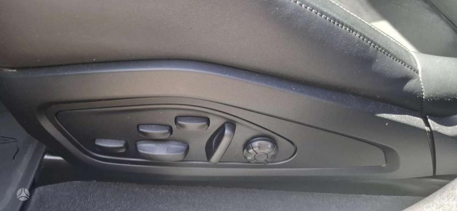 Zils Porsche Taycan 2024 Viļņa, ar dzinēja tilpumu 0.00 L un nobraukumu 16 tūkst. km par 66550 €, foto 32 vietnē AUTOMOTO.COM.LV
