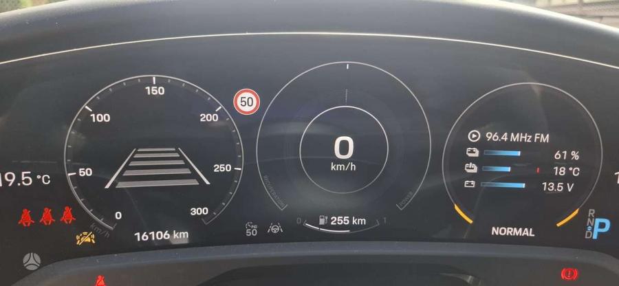 Zils Porsche Taycan 2024 Viļņa, ar dzinēja tilpumu 0.00 L un nobraukumu 16 tūkst. km par 66550 €, foto 34 vietnē AUTOMOTO.COM.LV