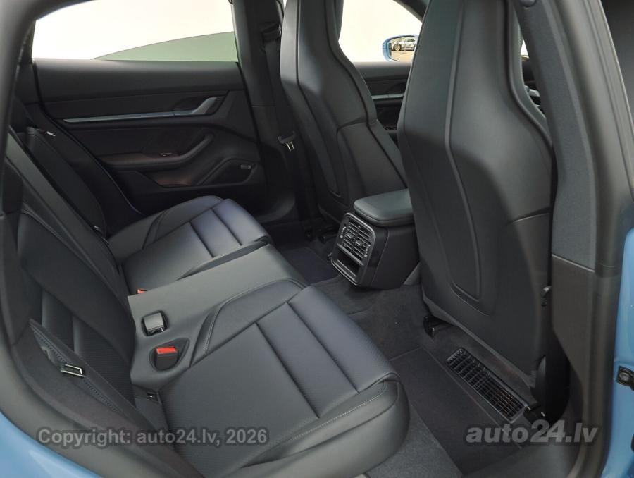 Zils Porsche Taycan 2026 Tallina, ar dzinēja tilpumu 0.00 L un nobraukumu 3 tūkst. km par 104000 €, foto 14 vietnē AUTOMOTO.COM.LV