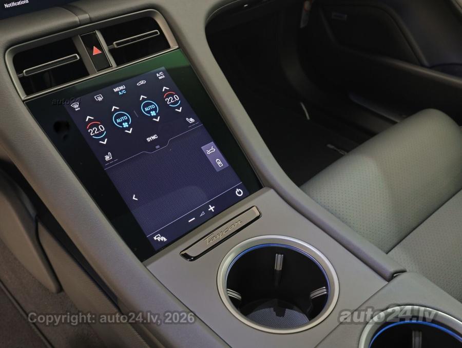 Zils Porsche Taycan 2026 Tallina, ar dzinēja tilpumu 0.00 L un nobraukumu 3 tūkst. km par 104000 €, foto 18 vietnē AUTOMOTO.COM.LV