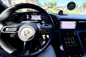 Blue Porsche Taycan 2020 in Kaunas, with an engine capacity of 0.00 L and mileage of 81 thousand km for 54000 €, photo 7 on AUTOMOTO.COM.LV