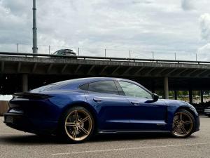 Blue Porsche Taycan 2020 in Kaunas, with an engine capacity of 0.00 L and mileage of 81 thousand km for 54000 €, photo 20 on AUTOMOTO.COM.LV