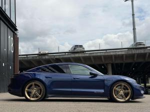 Blue Porsche Taycan 2020 in Kaunas, with an engine capacity of 0.00 L and mileage of 81 thousand km for 54000 €, photo 22 on AUTOMOTO.COM.LV