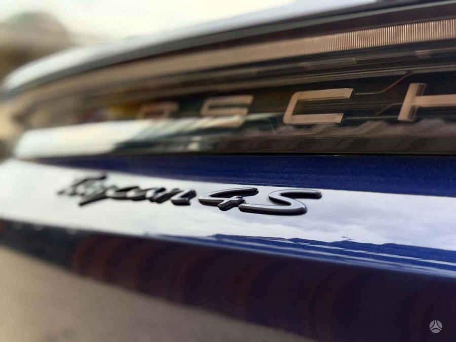 Blue Porsche Taycan 2020 in Kaunas, with an engine capacity of 0.00 L and mileage of 81 thousand km for 54000 €, photo 23 on AUTOMOTO.COM.LV
