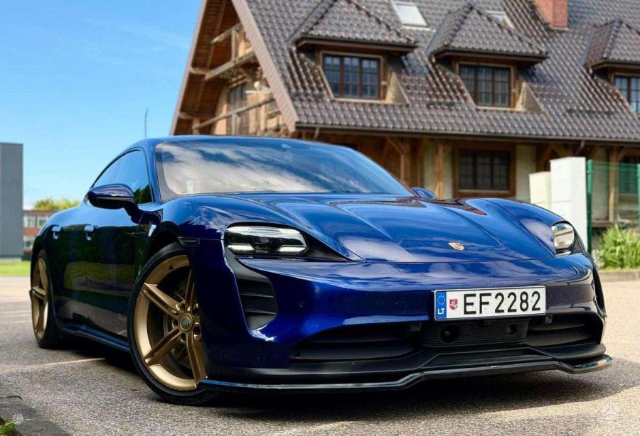 Blue Porsche Taycan 2020 in Kaunas, with an engine capacity of 0.00 L and mileage of 81 thousand km for 52999 €, photo 3 on AUTOMOTO.COM.LV