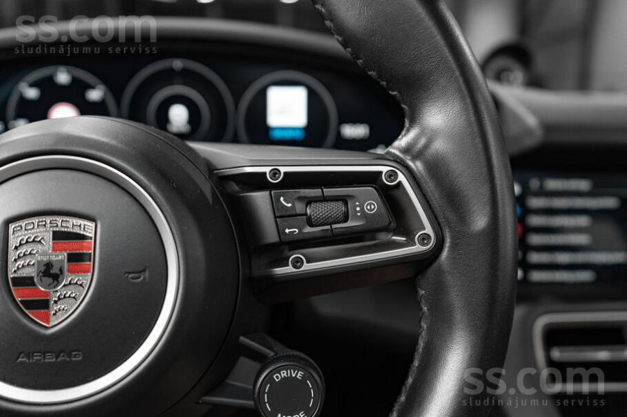 Zils Porsche Taycan 2021 Rīga, ar dzinēja tilpumu 0.00 L un nobraukumu 90 tūkst. km par 79900 €, foto 25 vietnē AUTOMOTO.COM.LV