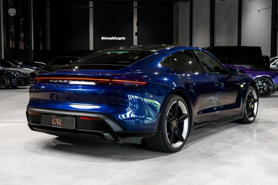 Blue Porsche Taycan 2021 in Riga, with an engine capacity of 0.00 L and mileage of 90 thousand km for 79900 €, photo 5 on AUTOMOTO.COM.LV