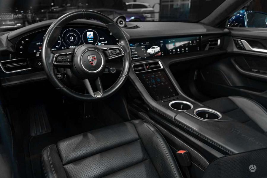 Blue Porsche Taycan 2021 in Riga, with an engine capacity of 0.00 L and mileage of 90 thousand km for 79900 €, photo 12 on AUTOMOTO.COM.LV