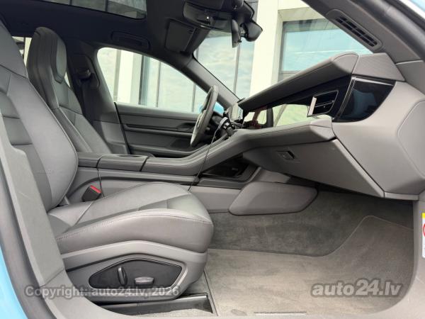 Zils Porsche Taycan 2021 Tallina, ar dzinēja tilpumu 0.00 L un nobraukumu 123 tūkst. km par 63990 €, foto 9 vietnē AUTOMOTO.COM.LV