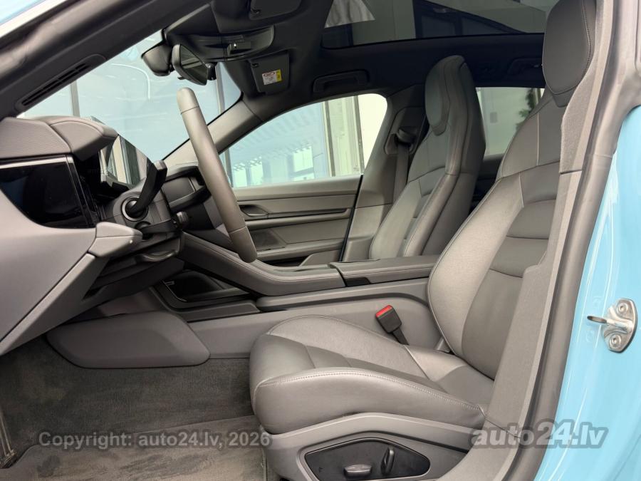 Zils Porsche Taycan 2021 Tallina, ar dzinēja tilpumu 0.00 L un nobraukumu 123 tūkst. km par 63990 €, foto 11 vietnē AUTOMOTO.COM.LV