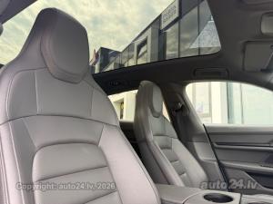 Zils Porsche Taycan 2021 Tallina, ar dzinēja tilpumu 0.00 L un nobraukumu 123 tūkst. km par 63990 €, foto 14 vietnē AUTOMOTO.COM.LV