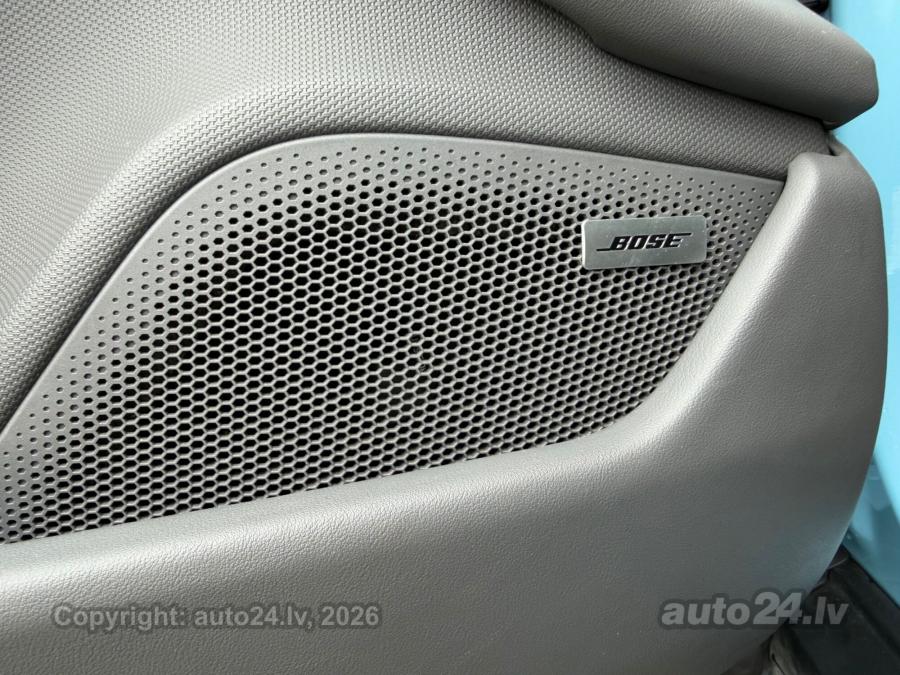 Zils Porsche Taycan 2021 Tallina, ar dzinēja tilpumu 0.00 L un nobraukumu 123 tūkst. km par 63990 €, foto 19 vietnē AUTOMOTO.COM.LV