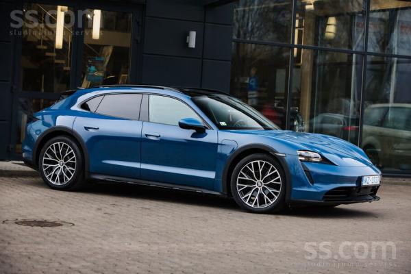 Zils Porsche Taycan 2022 Rīga, ar dzinēja tilpumu 0.00 L un nobraukumu 63 tūkst. km par 69900 €, foto 1 vietnē AUTOMOTO.COM.LV
