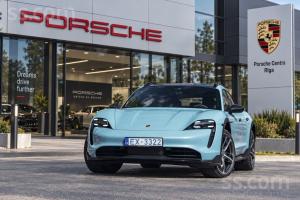 Blue Porsche Taycan 2022 in Riga, with an engine capacity of 0.00 L and mileage of 0 thousand km for 74900 €, photo 3 on AUTOMOTO.COM.LV