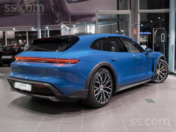 Zils Porsche Taycan 2024 Rīga, ar dzinēja tilpumu 0.00 L un nobraukumu 25 tūkst. km par 139900 €, foto 3 vietnē AUTOMOTO.COM.LV