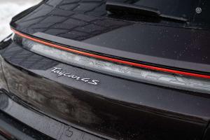 Brūns Porsche Taycan 2021 Viļņa, ar dzinēja tilpumu 0.00 L un nobraukumu 68 tūkst. km par 72000 €, foto 8 vietnē AUTOMOTO.COM.LV