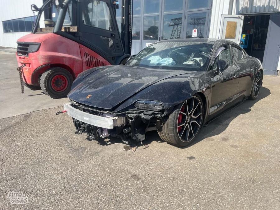 Porsche Taycan 2022 Tauragė, ar dzinēja tilpumu 0.00 L un nobraukumu 80 tūkst. km par 27000 €, foto 9 vietnē AUTOMOTO.COM.LV