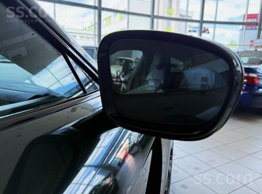 Zaļš Porsche Taycan 2020 Rīga, ar dzinēja tilpumu 0.00 L un nobraukumu 77 tūkst. km par 69000 €, foto 11 vietnē AUTOMOTO.COM.LV