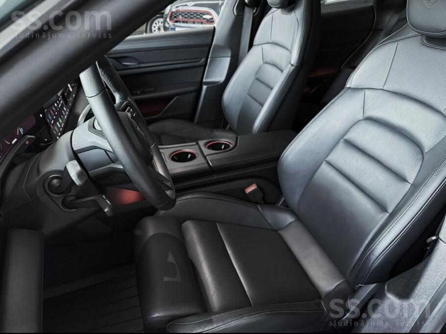 Zaļš Porsche Taycan 2020 Rīga, ar dzinēja tilpumu 0.00 L un nobraukumu 77 tūkst. km par 69000 €, foto 17 vietnē AUTOMOTO.COM.LV