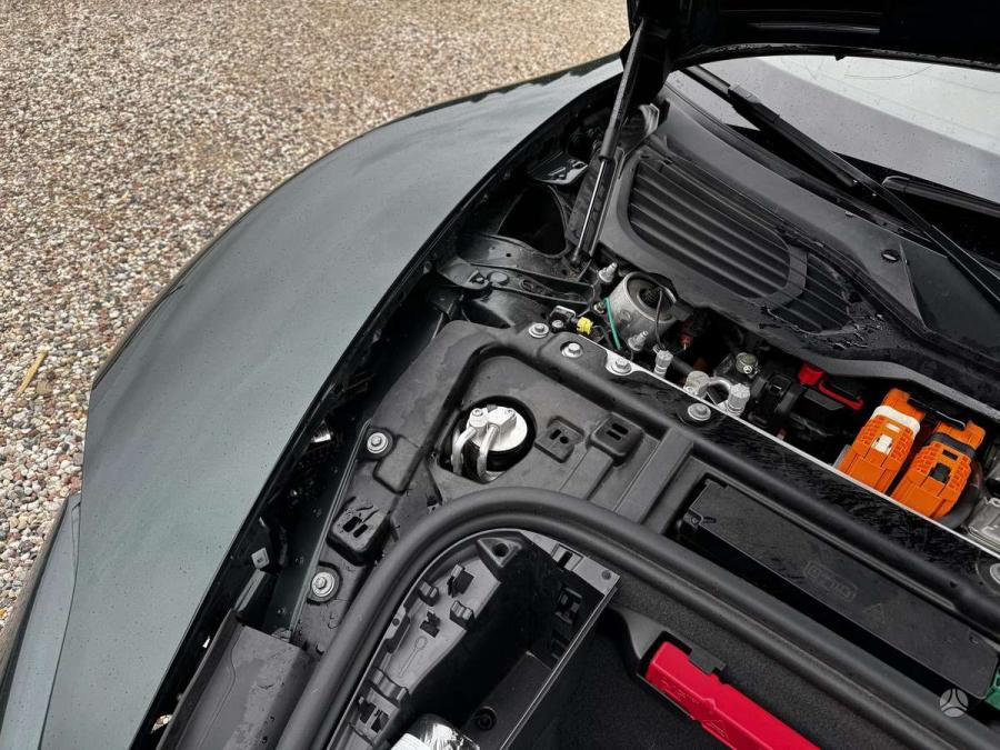 Zaļš Porsche Taycan 2023 Kauņa, ar dzinēja tilpumu 0.00 L un nobraukumu 34 tūkst. km par 47900 €, foto 11 vietnē AUTOMOTO.COM.LV