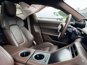Zaļš Porsche Taycan 2023 Kauņa, ar dzinēja tilpumu 0.00 L un nobraukumu 34 tūkst. km par 47900 €, foto 16 vietnē AUTOMOTO.COM.LV