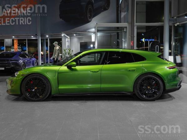Zaļš Porsche Taycan 2023 Rīga, ar dzinēja tilpumu 0.00 L un nobraukumu 8 tūkst. km par 96900 €, foto 2 vietnē AUTOMOTO.COM.LV