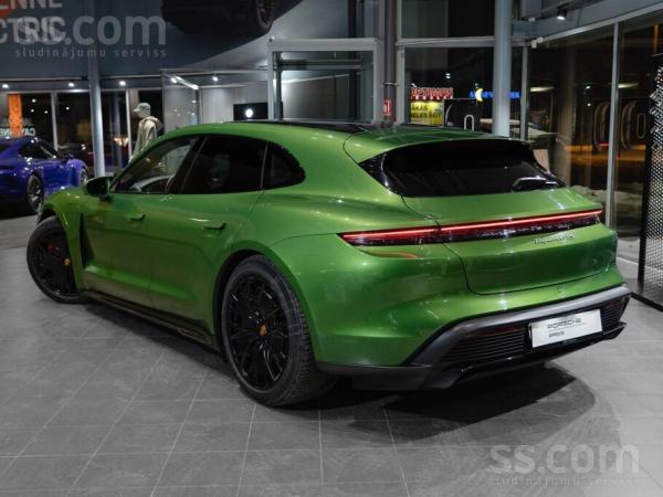 Zaļš Porsche Taycan 2023 Rīga, ar dzinēja tilpumu 0.00 L un nobraukumu 8 tūkst. km par 96900 €, foto 10 vietnē AUTOMOTO.COM.LV