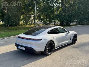 Серый Порше Тайкан 2021 в Рига, объемом двигателя 0.00 л и пробегом 118 тыс. км за 54000 €, фото  на AUTOMOTO.COM.LV