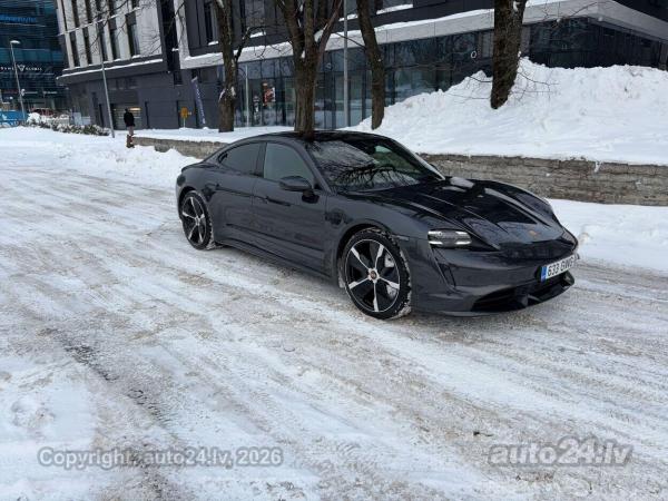Pelēks Porsche Taycan 2020 Tallina, ar dzinēja tilpumu 0.00 L un nobraukumu 55 tūkst. km par 74900 €, foto 1 vietnē AUTOMOTO.COM.LV