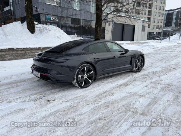 Pelēks Porsche Taycan 2020 Tallina, ar dzinēja tilpumu 0.00 L un nobraukumu 55 tūkst. km par 74900 €, foto 3 vietnē AUTOMOTO.COM.LV