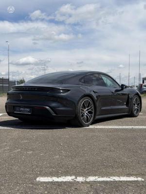 Pelēks Porsche Taycan 2020 Kėdainiai, ar dzinēja tilpumu 0.00 L un nobraukumu 126 tūkst. km par 54500 €, foto 4 vietnē AUTOMOTO.COM.LV