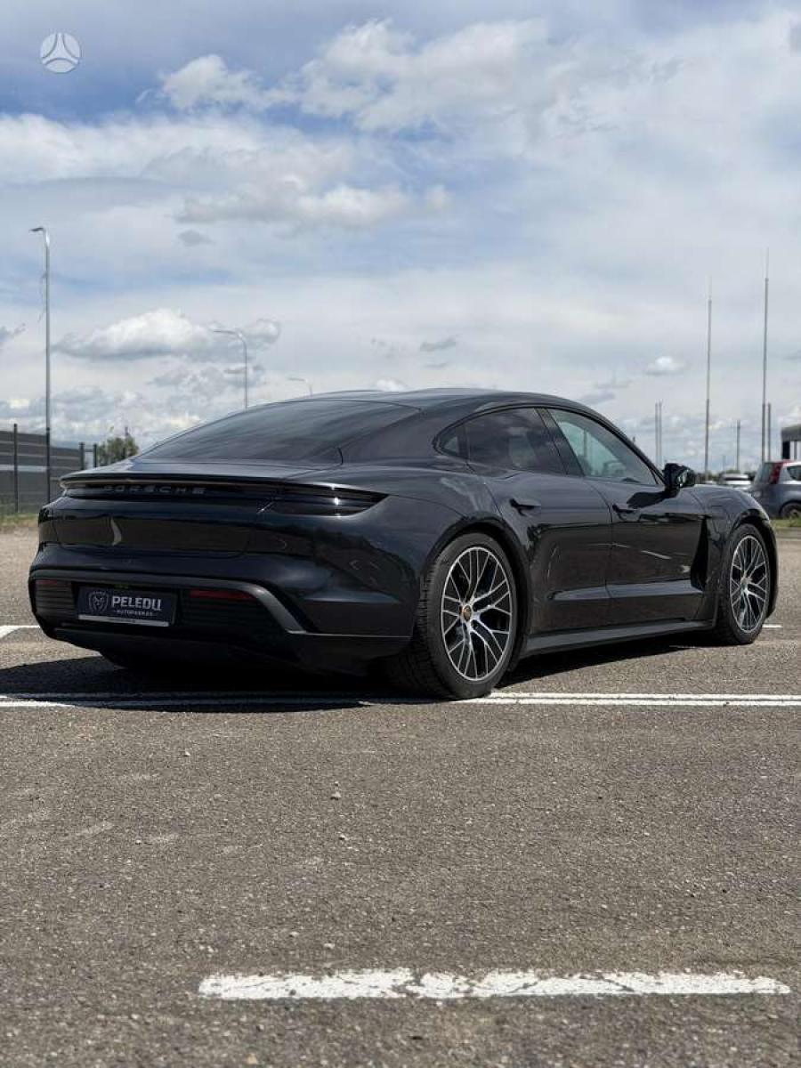 Pelēks Porsche Taycan 2020 Kėdainiai, ar dzinēja tilpumu 0.00 L un nobraukumu 126 tūkst. km par 54500 €, foto 4 vietnē AUTOMOTO.COM.LV
