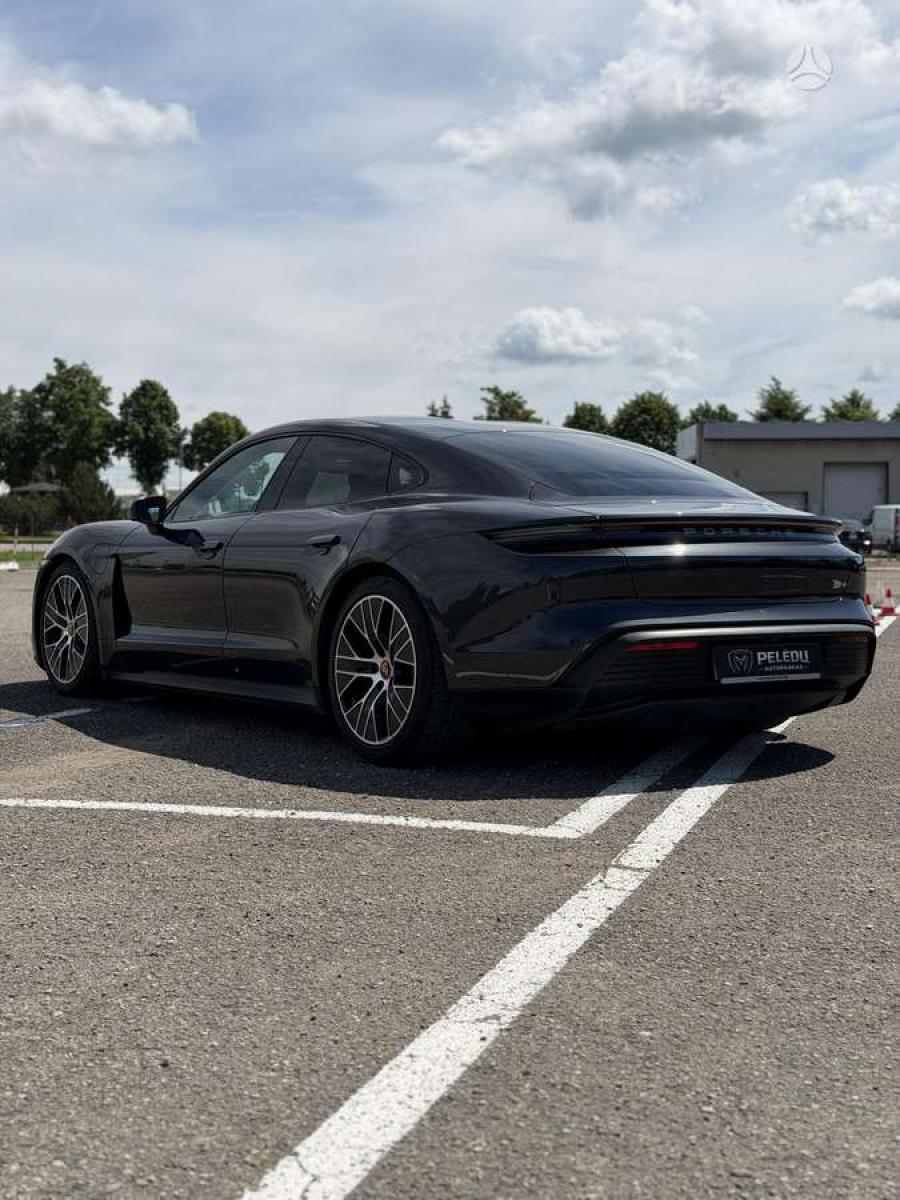 Pelēks Porsche Taycan 2020 Kėdainiai, ar dzinēja tilpumu 0.00 L un nobraukumu 126 tūkst. km par 54500 €, foto 5 vietnē AUTOMOTO.COM.LV