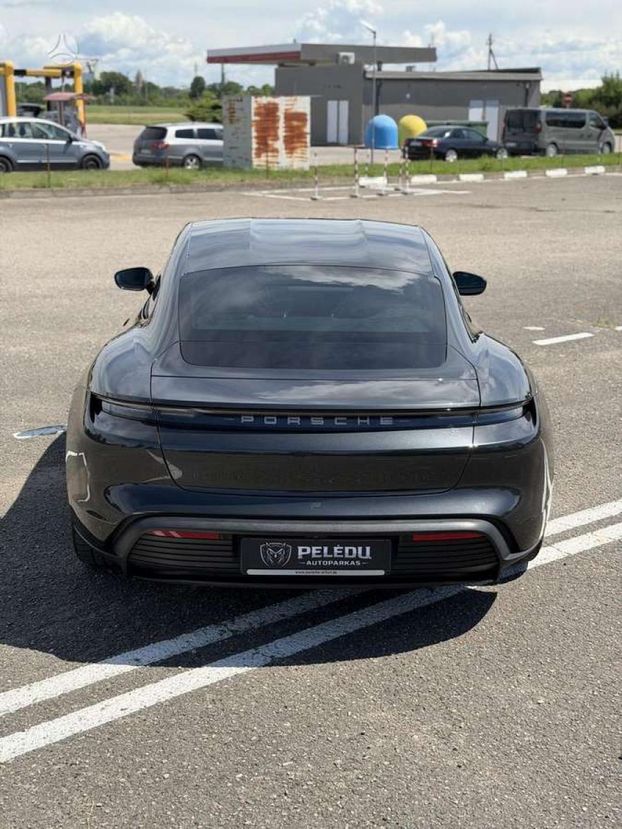 Pelēks Porsche Taycan 2020 Kėdainiai, ar dzinēja tilpumu 0.00 L un nobraukumu 126 tūkst. km par 54500 €, foto 6 vietnē AUTOMOTO.COM.LV