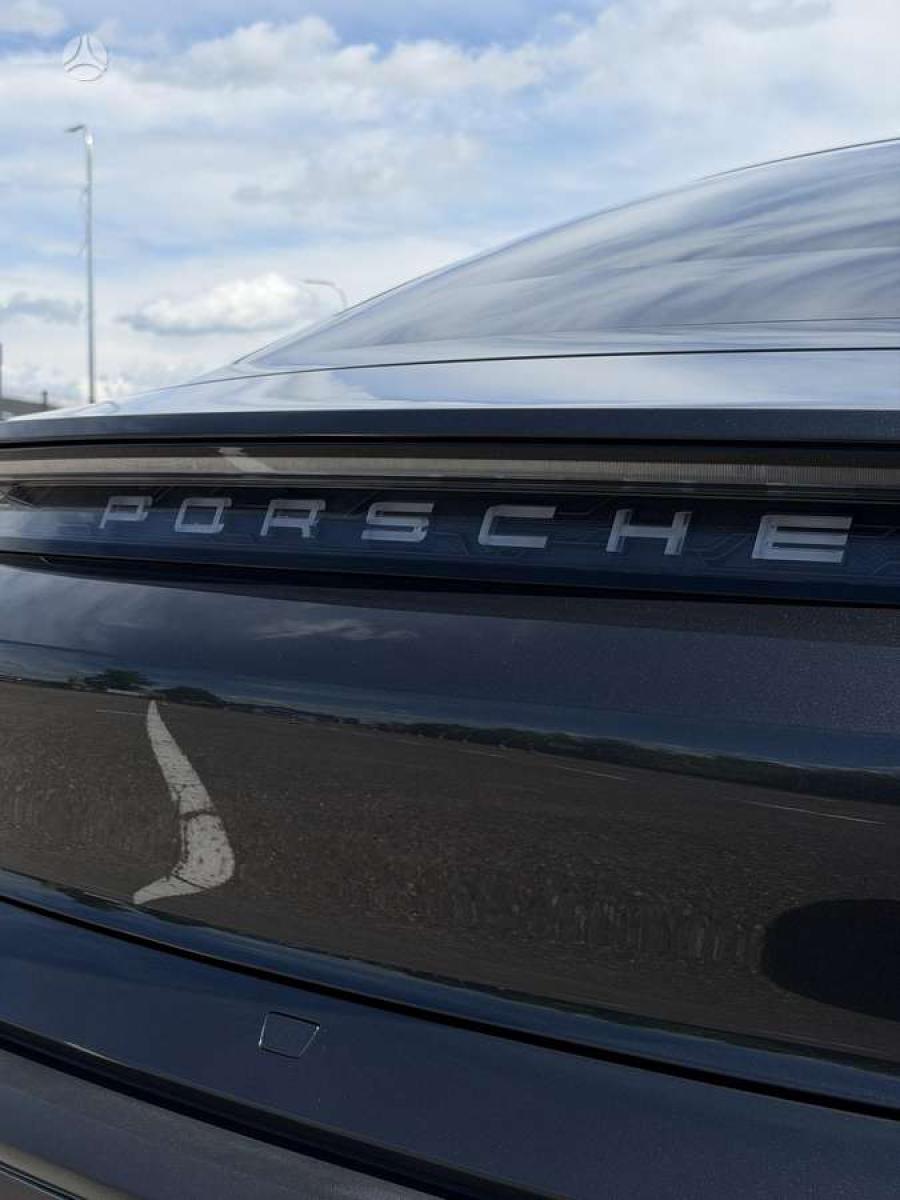 Pelēks Porsche Taycan 2020 Kėdainiai, ar dzinēja tilpumu 0.00 L un nobraukumu 126 tūkst. km par 54500 €, foto 10 vietnē AUTOMOTO.COM.LV