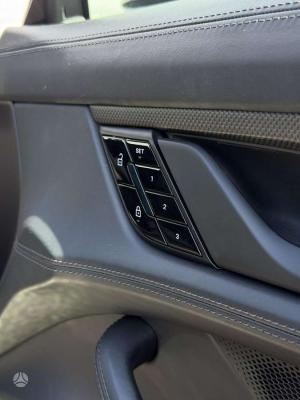 Pelēks Porsche Taycan 2020 Kėdainiai, ar dzinēja tilpumu 0.00 L un nobraukumu 126 tūkst. km par 54500 €, foto 23 vietnē AUTOMOTO.COM.LV