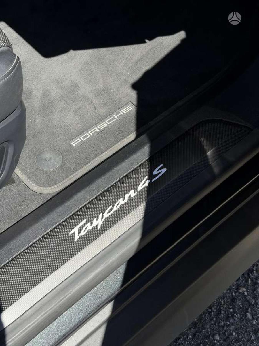 Pelēks Porsche Taycan 2020 Kėdainiai, ar dzinēja tilpumu 0.00 L un nobraukumu 126 tūkst. km par 54500 €, foto 26 vietnē AUTOMOTO.COM.LV