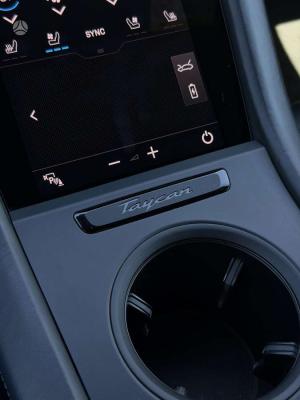 Pelēks Porsche Taycan 2020 Kėdainiai, ar dzinēja tilpumu 0.00 L un nobraukumu 126 tūkst. km par 54500 €, foto 32 vietnē AUTOMOTO.COM.LV